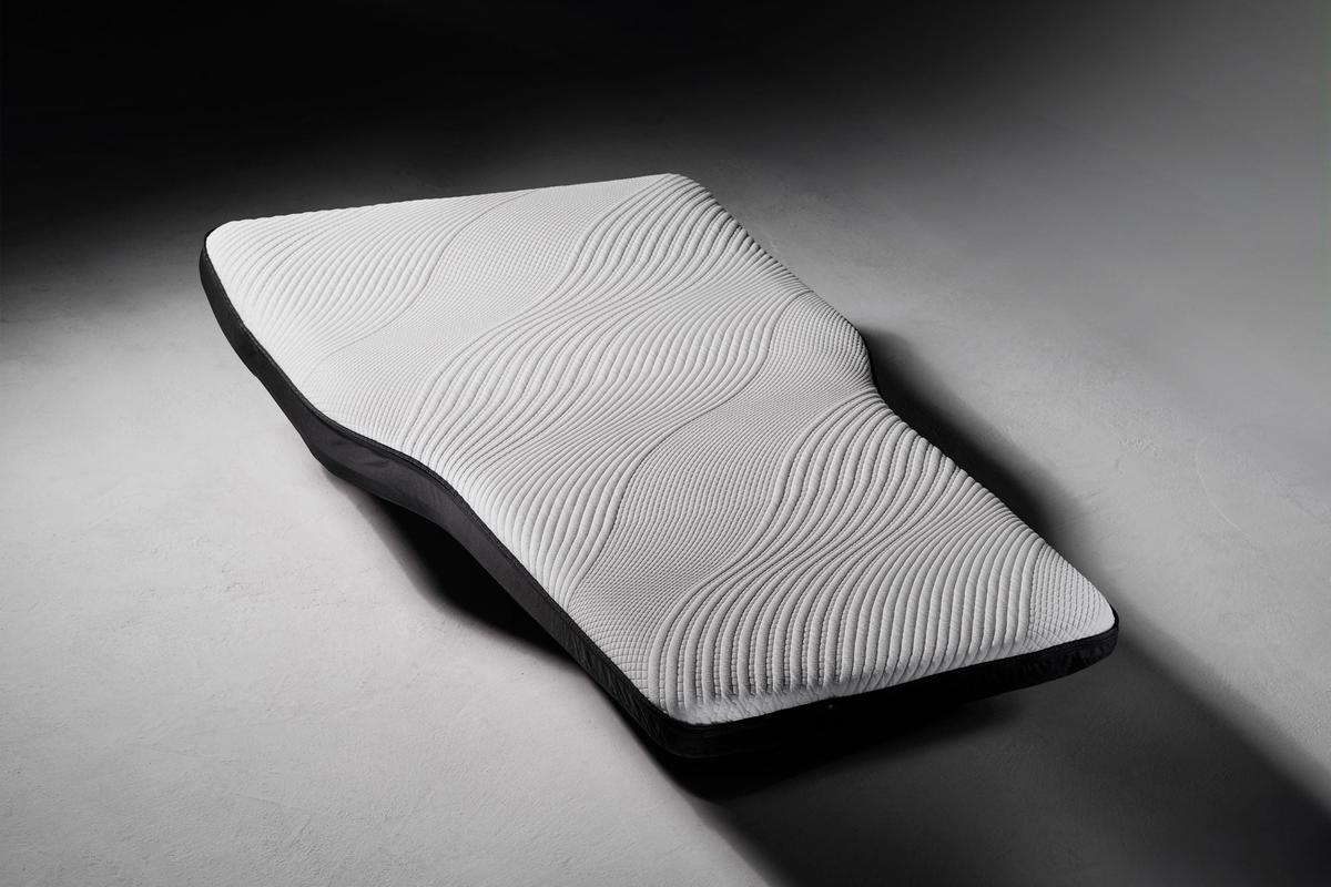 Snuuzu Model Y Review 2026 - Tesla Mattress (9.4/10)